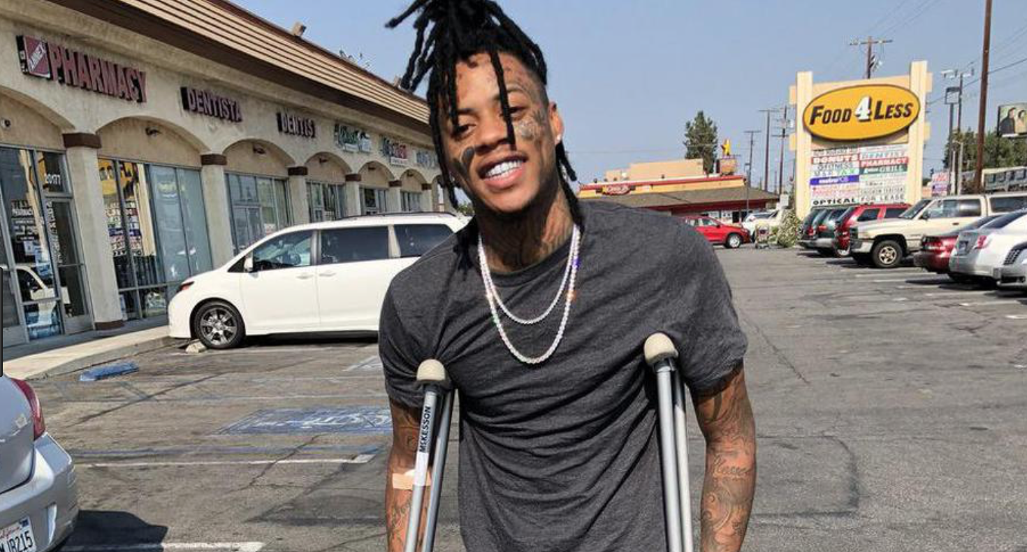 Не для слабонервных: рэпер Boonk Gang вышел в прямой эфир с пулевыми ...