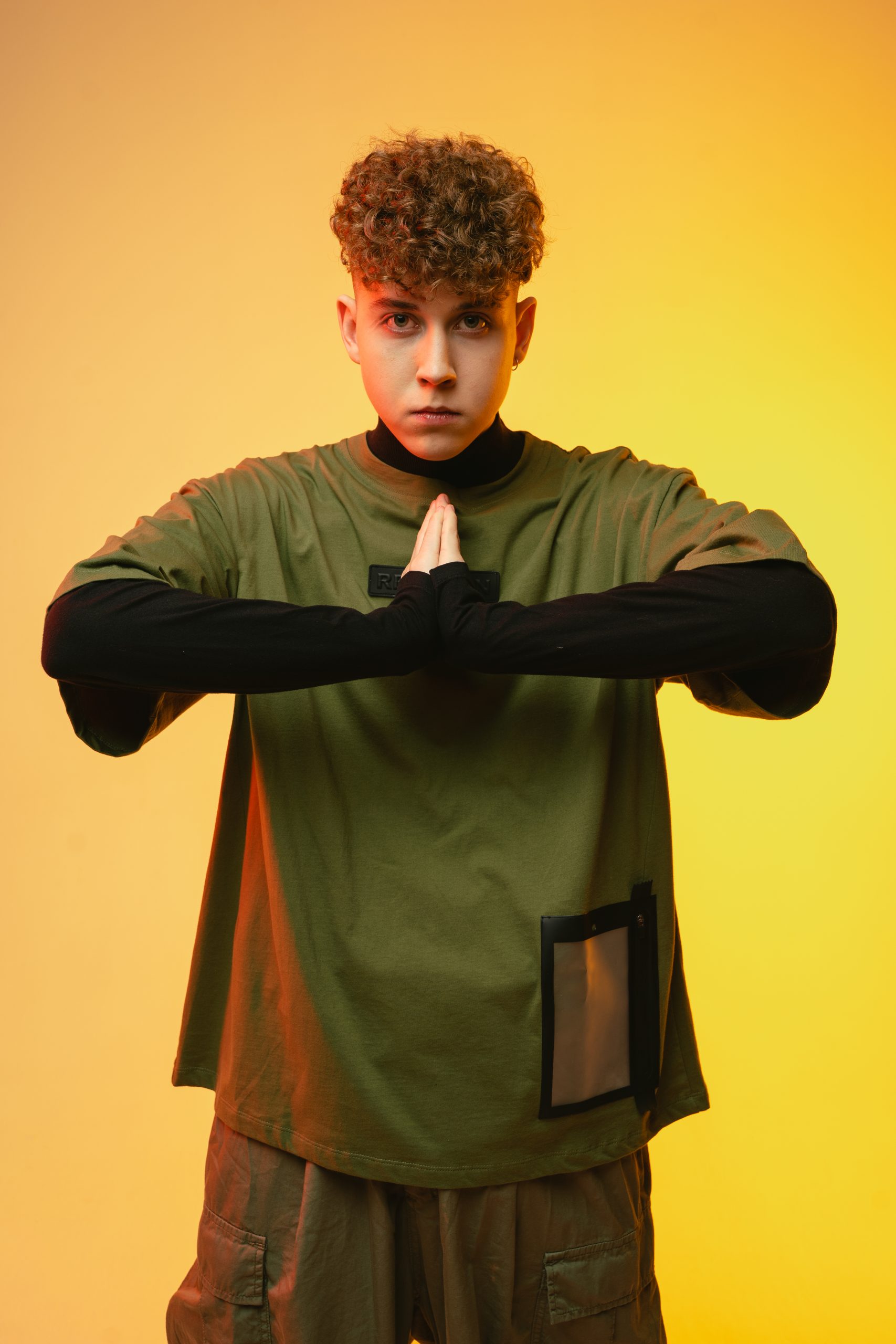 Kostromin записал официальный саундтрек к фильму «Ёлки 8»