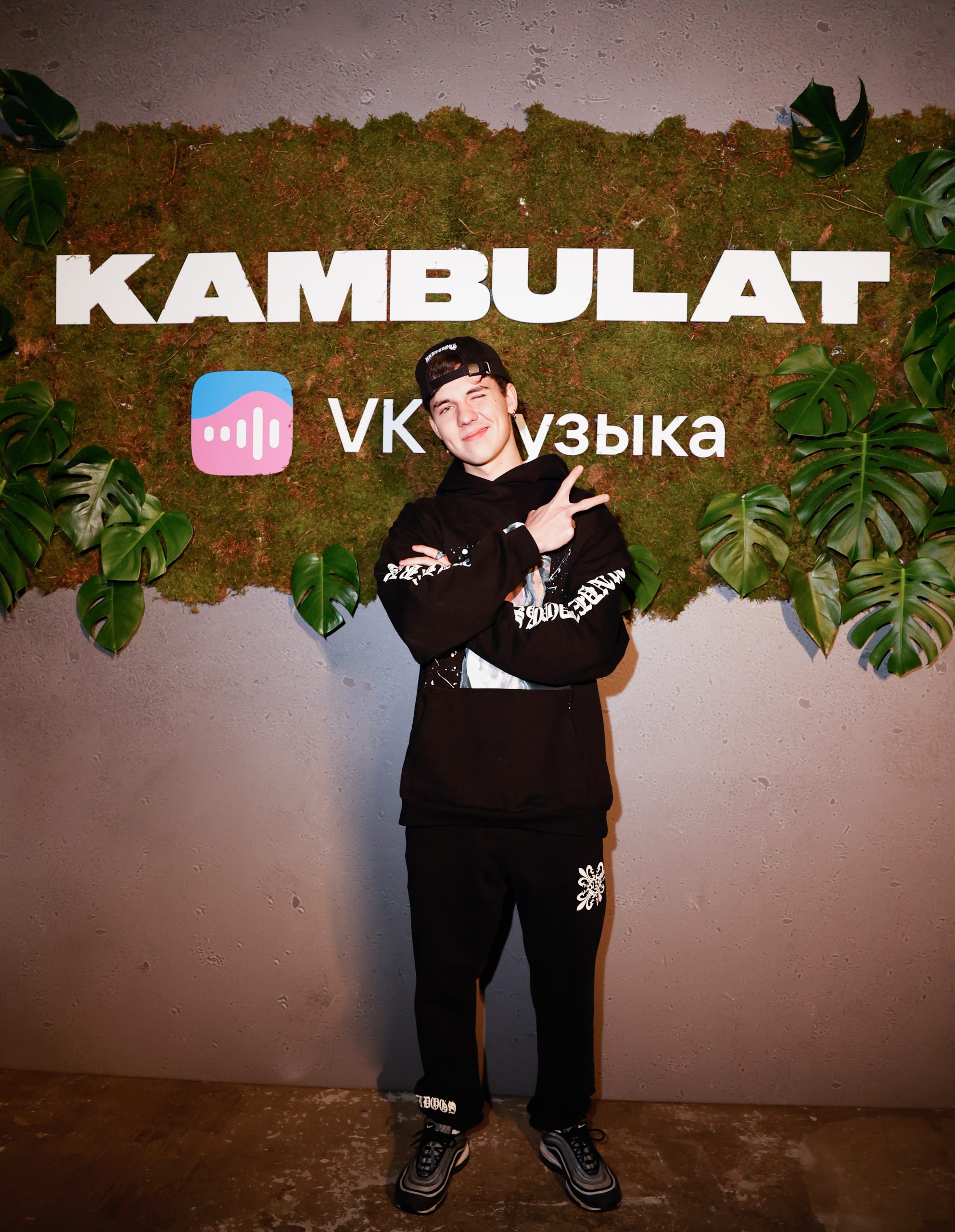 Наташа Гасанханова, Кирилл Скрипник, Настя Рыжик и другие на премьере нового альбома Kambulat