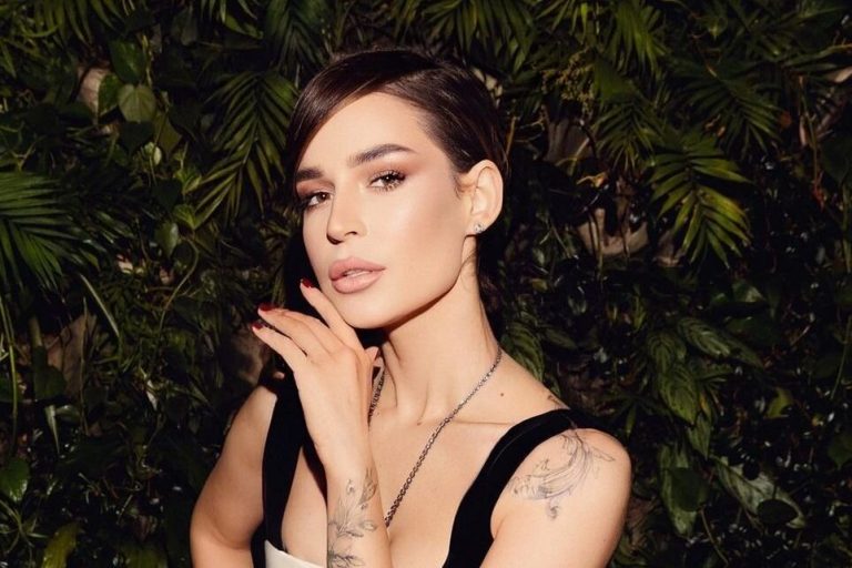 Севиль впервые поделилась романтичным видео с TONI